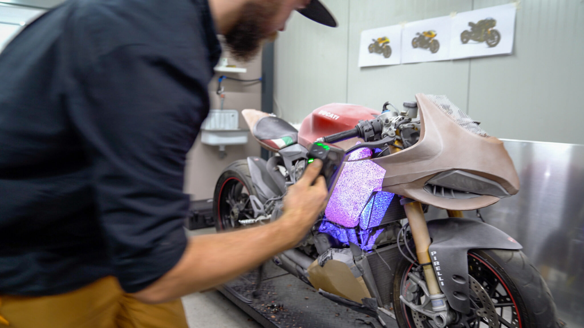 Scanning Spray Facilitates Digitization of Clay Models - LIDAR Magazine