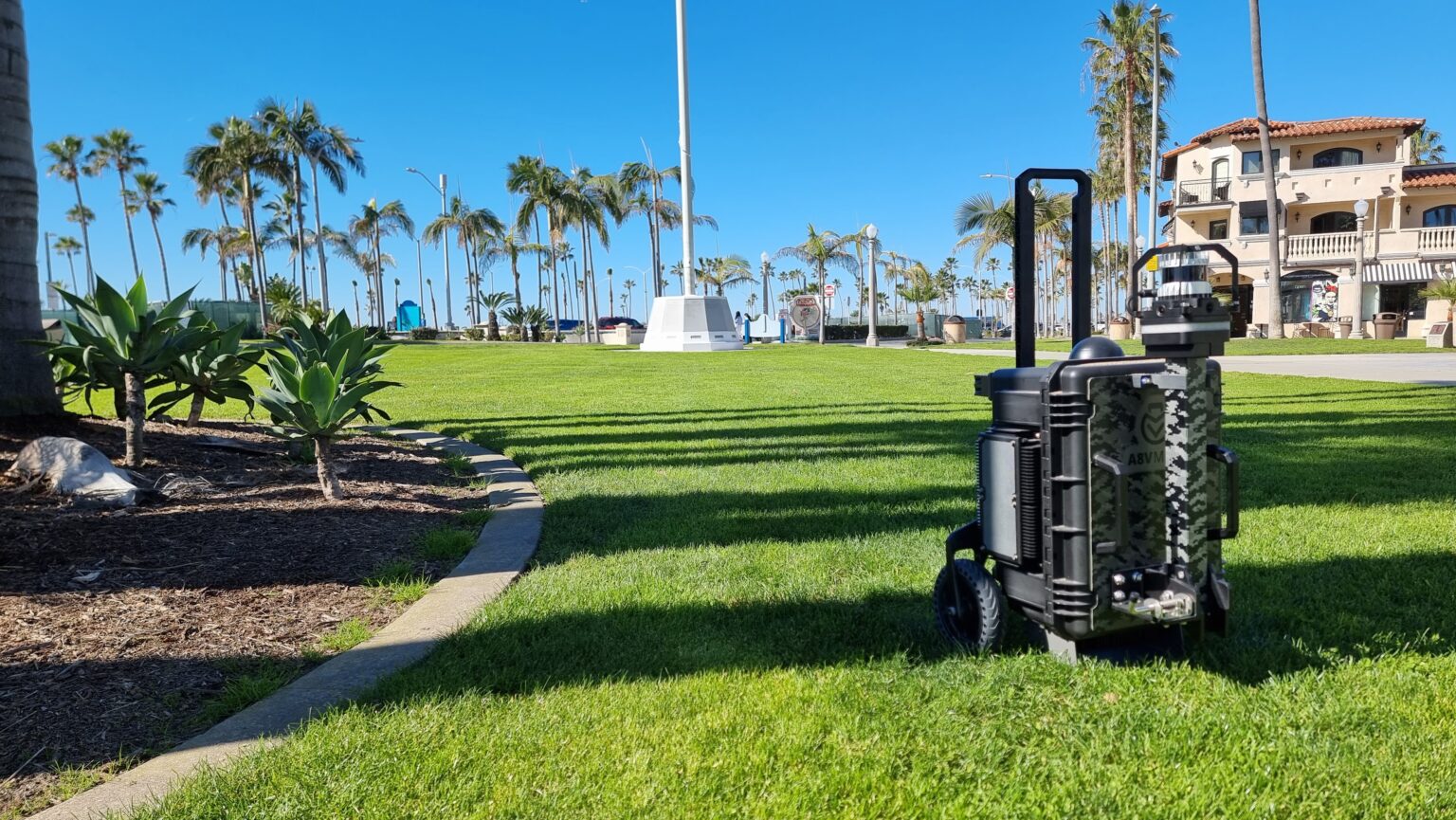 Hexagon Introduces A8V MIND, an Industry-First for Precision Mobile ...